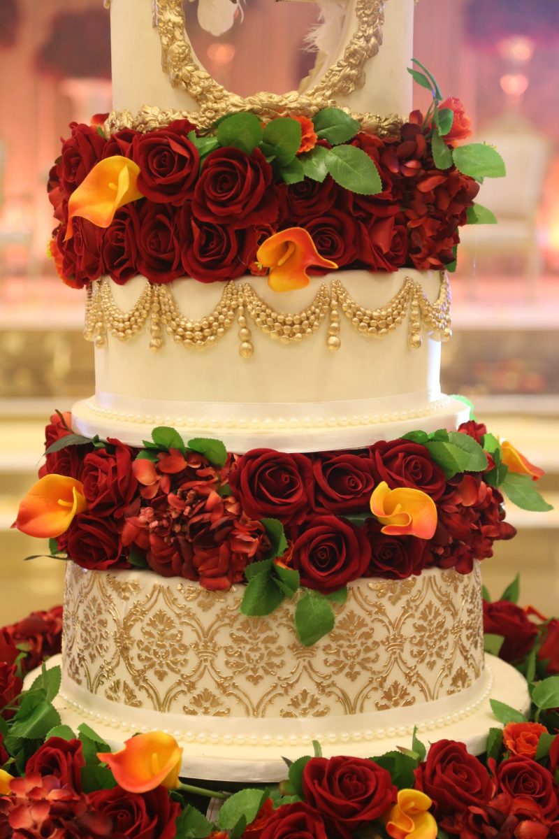 Ghost table 1003 – Asian Wedding Cakes